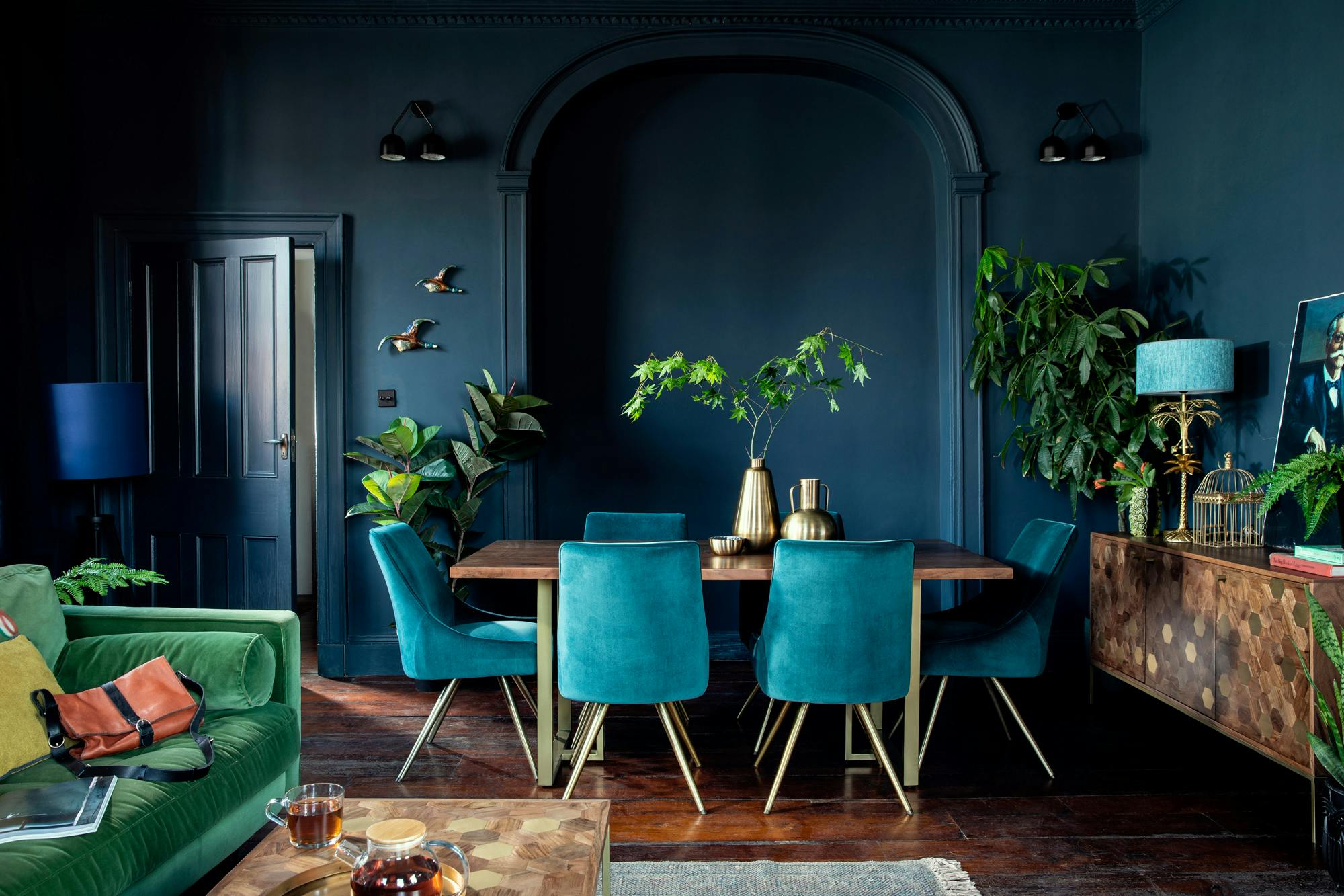 Buffet moderne acacia laiton HOBART | Buffets / Bahuts | Pier Import