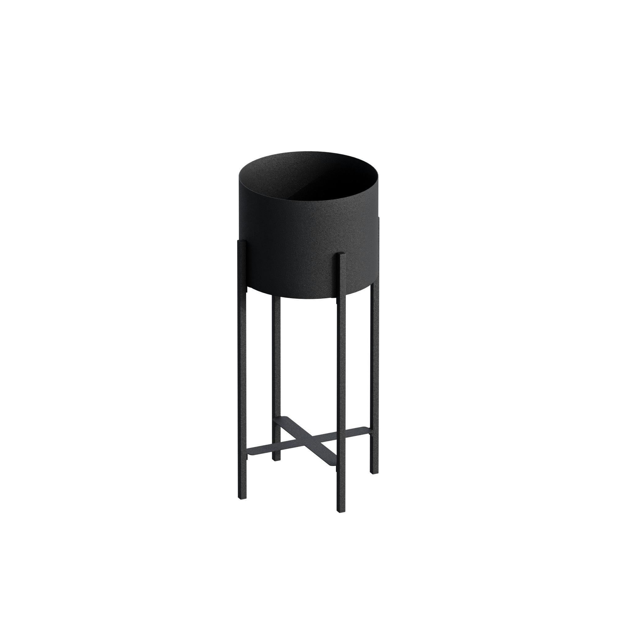 Cache-pot sur pied en métal noir – style moderne | Caches-pots | Pier ...