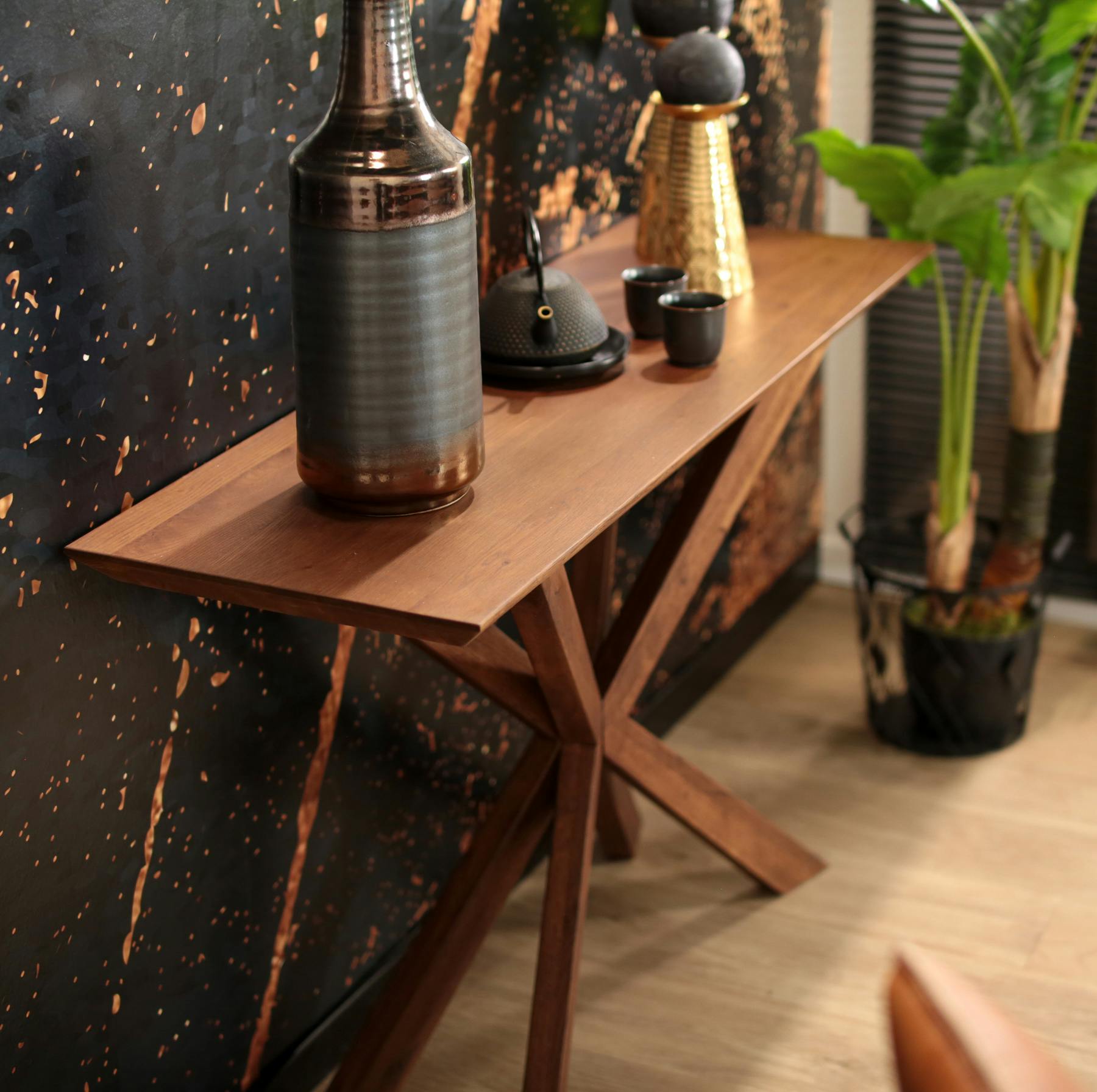 Console en bois de chêne moderne OKA | Consoles | Pier Import