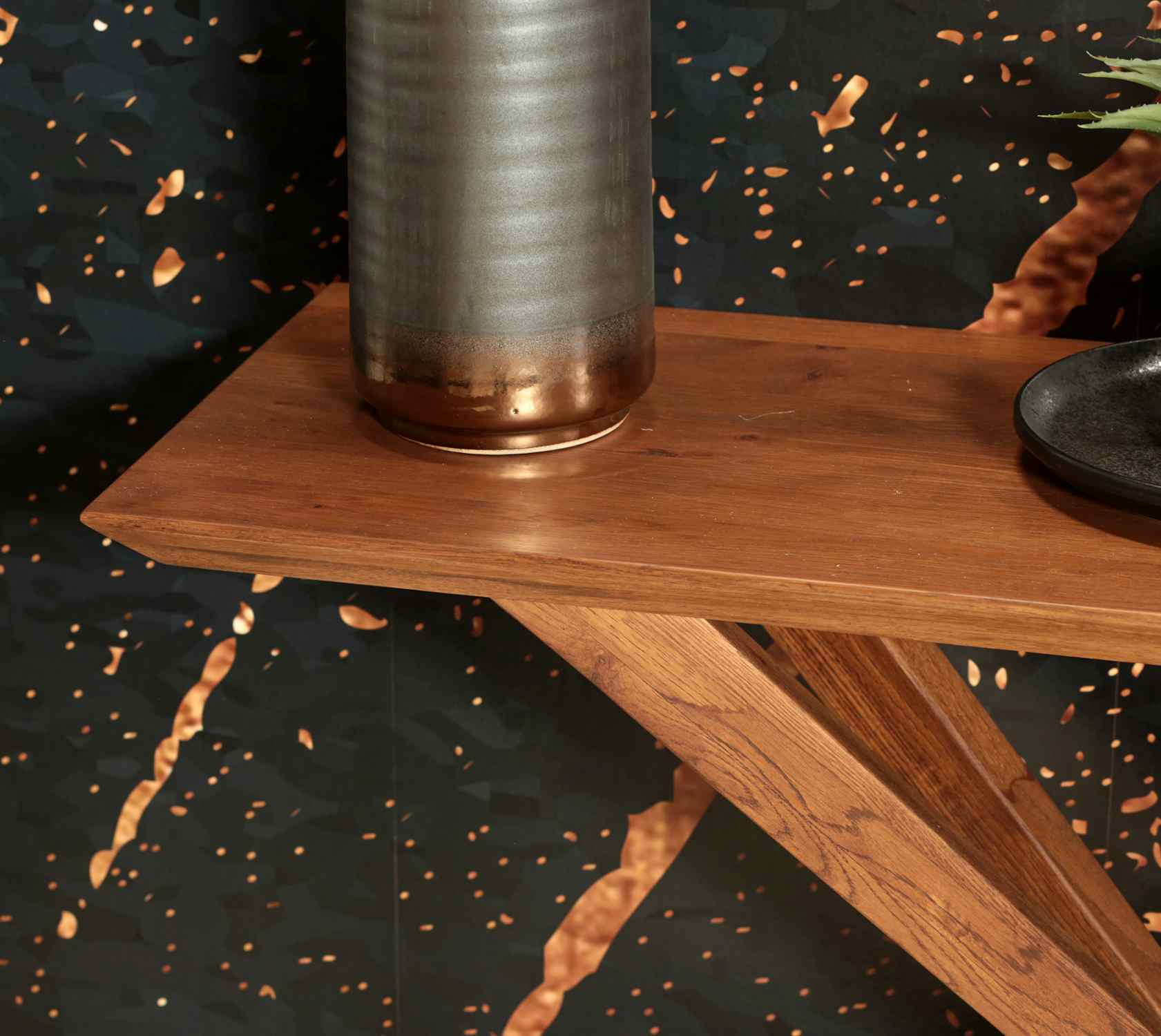 Console en bois de chêne moderne OKA | Consoles | Pier Import