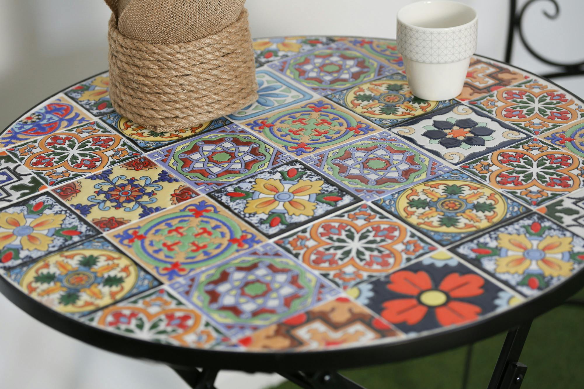 Petite table de jardin carreaux de ciment mix couleurs D60 GRENADE ...