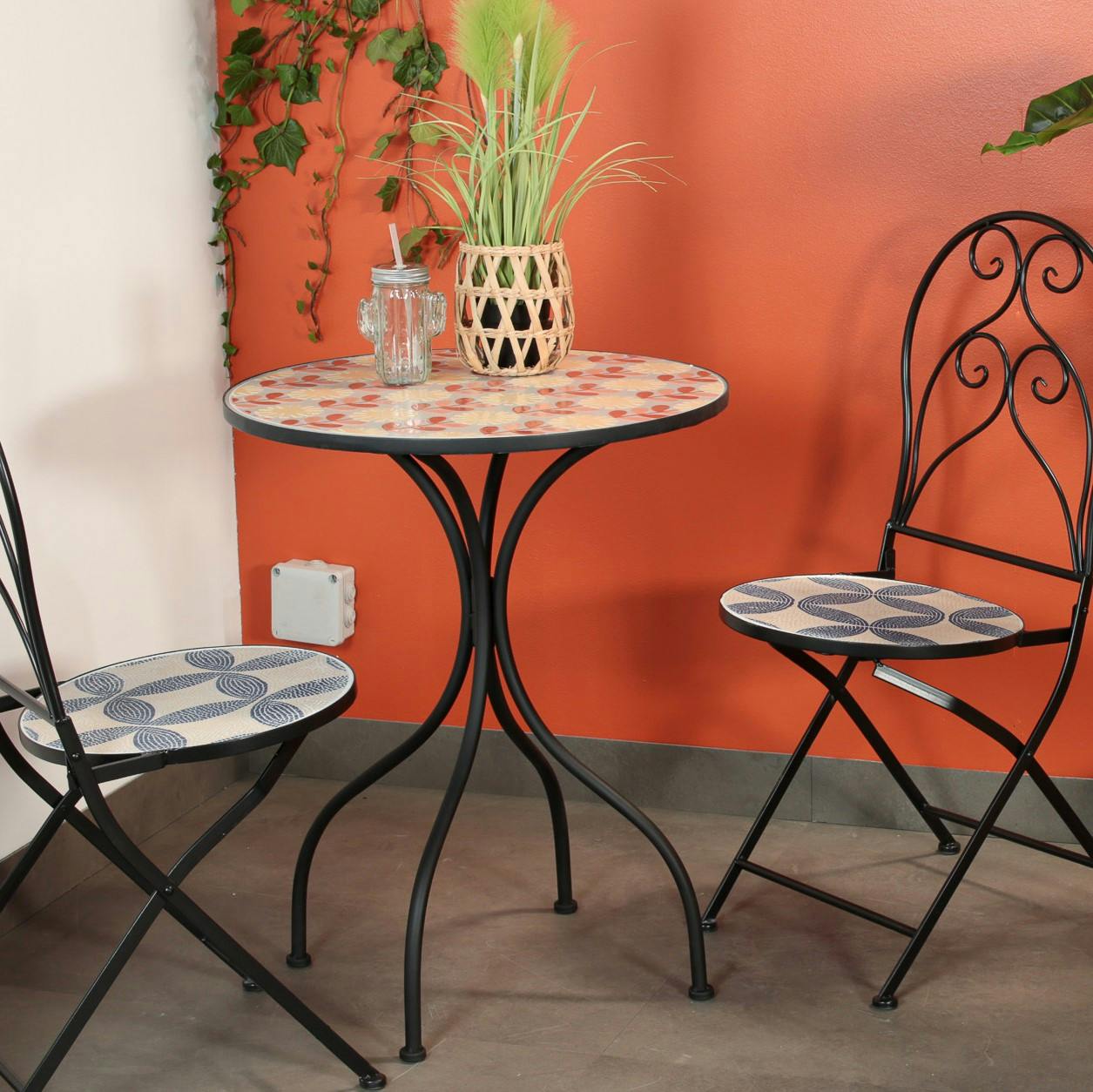 Petite table de jardin motif 70s D. 61 cm GRENADE | Tables à manger de ...