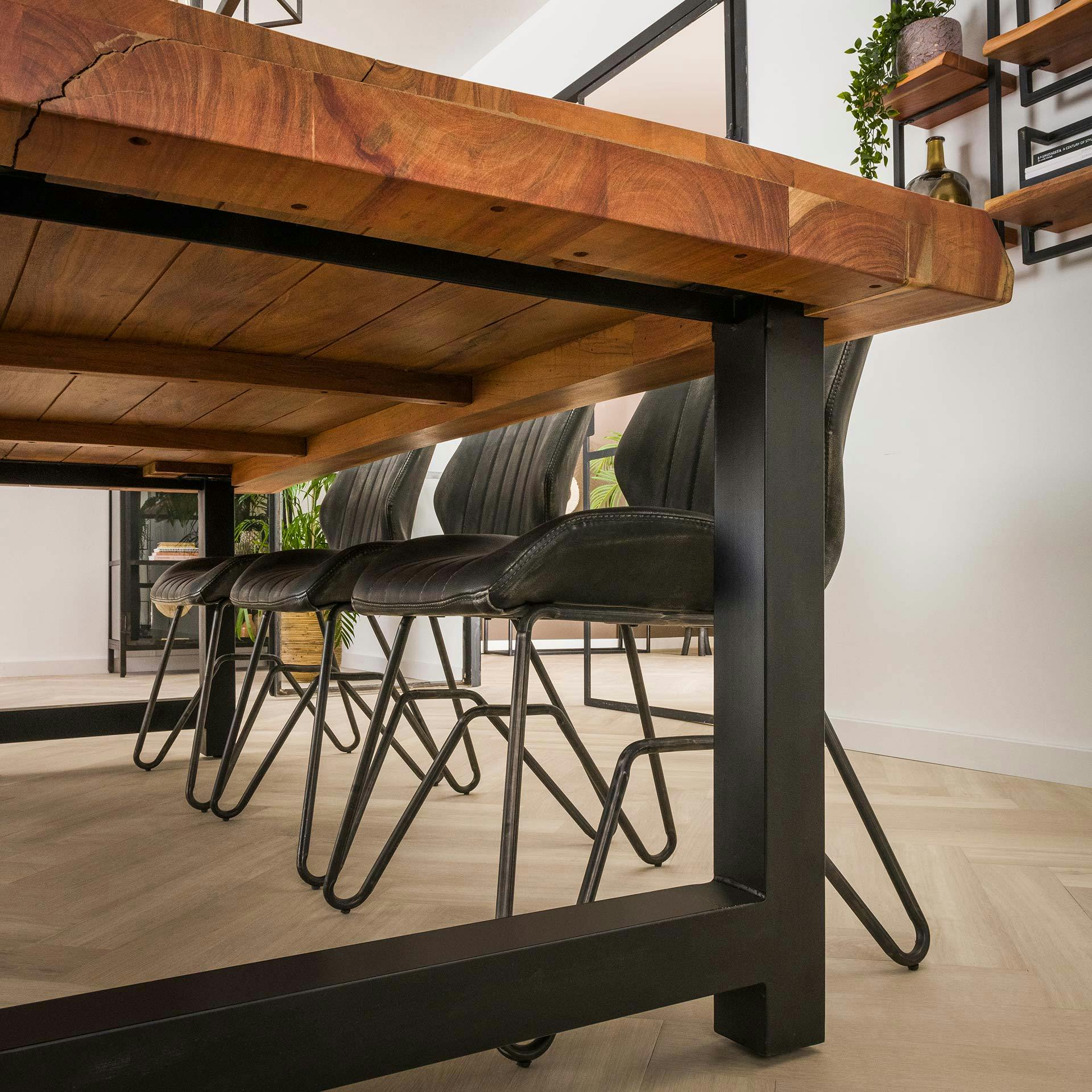 Table à manger bois massif métal 240 cm MELBOURNE | Tables à manger ...