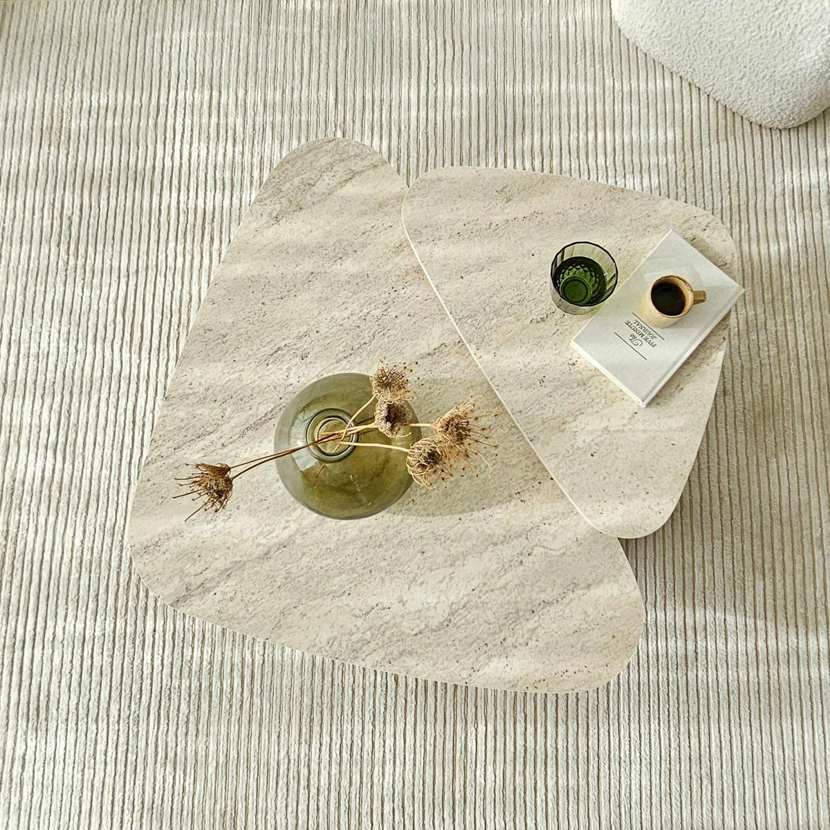 Table basse effet travertin, triangle organique (x2) MARFA | Tables ...