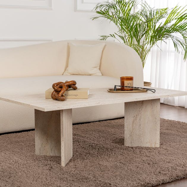 Table basse moderne effet travertin - pieds en V MARFA | Tables basses | Pier Import