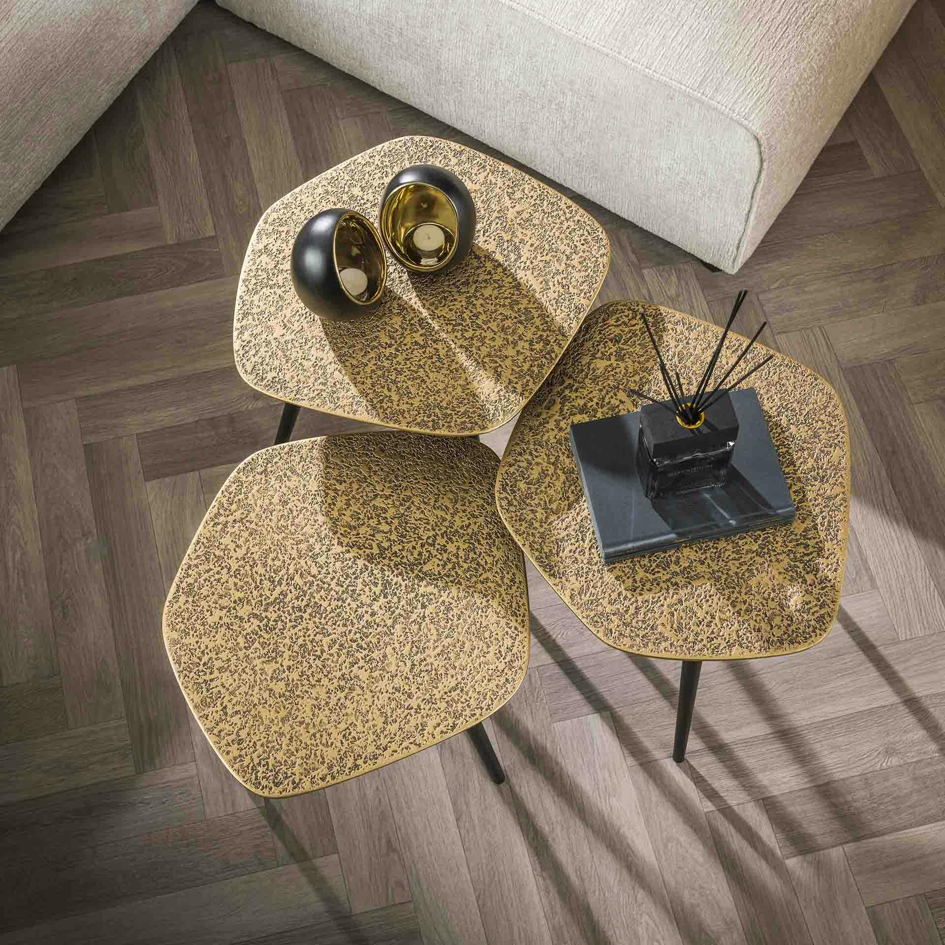 Table basse organique finition bronze ancien (lot de 3) RALF | Tables basses gigognes | Pier Import