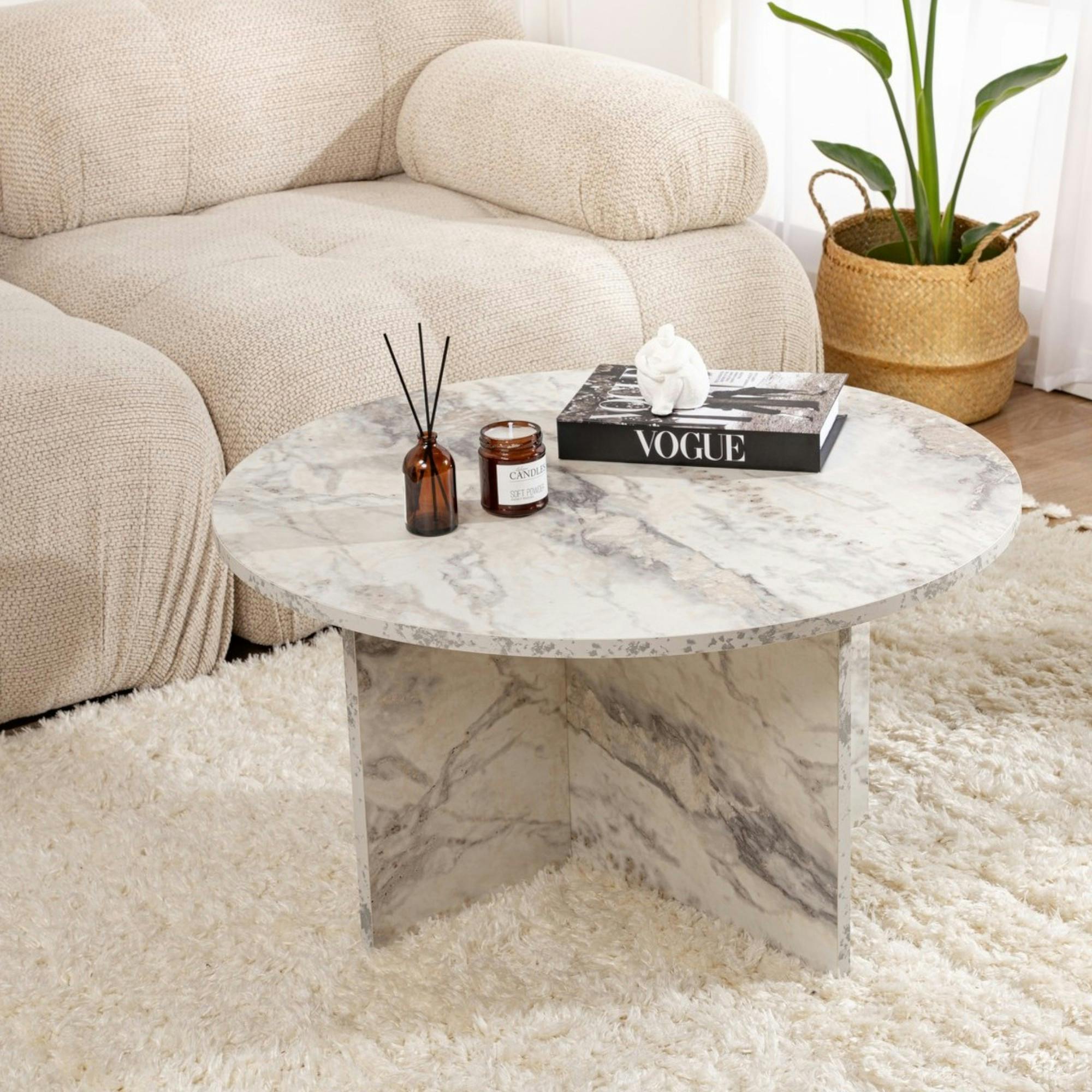 Table basse ronde effet marbre – pied croisé design MARFA | Tables ...