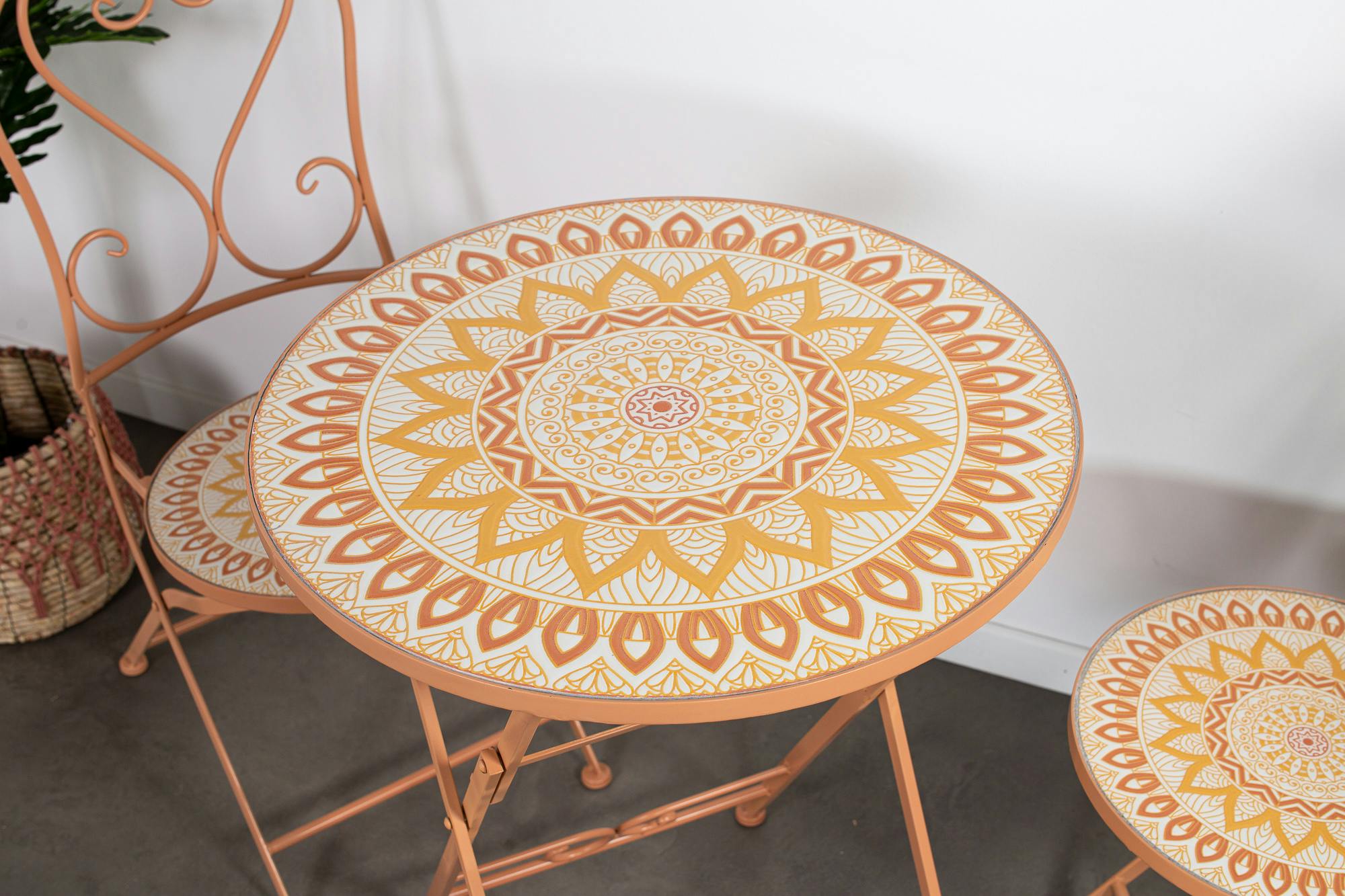 Table de balcon pliante motif soleil D 60 cm GRENADE | Tables à manger ...