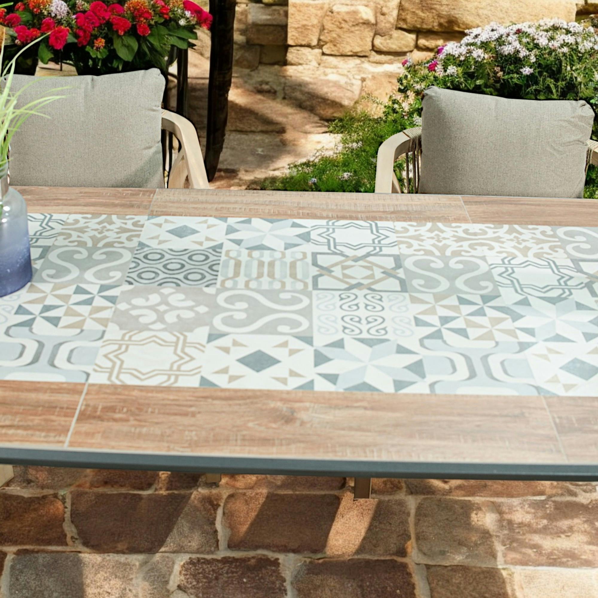 Table de jardin en céramique 213 cm GRENADE | Tables à manger de jardin ...