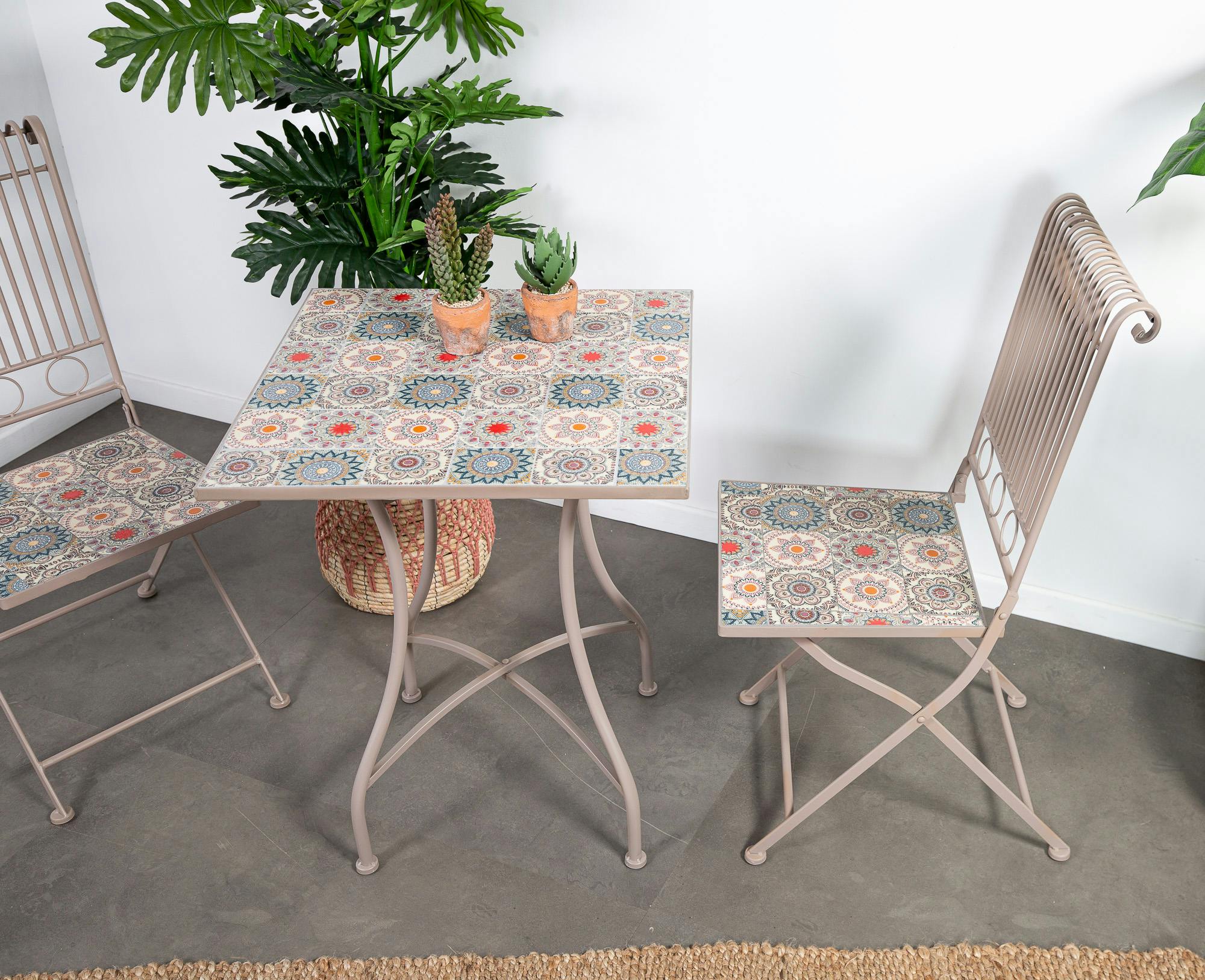 Table de jardin motif rosace 58 cm GRENADE | Tables à manger de jardin ...