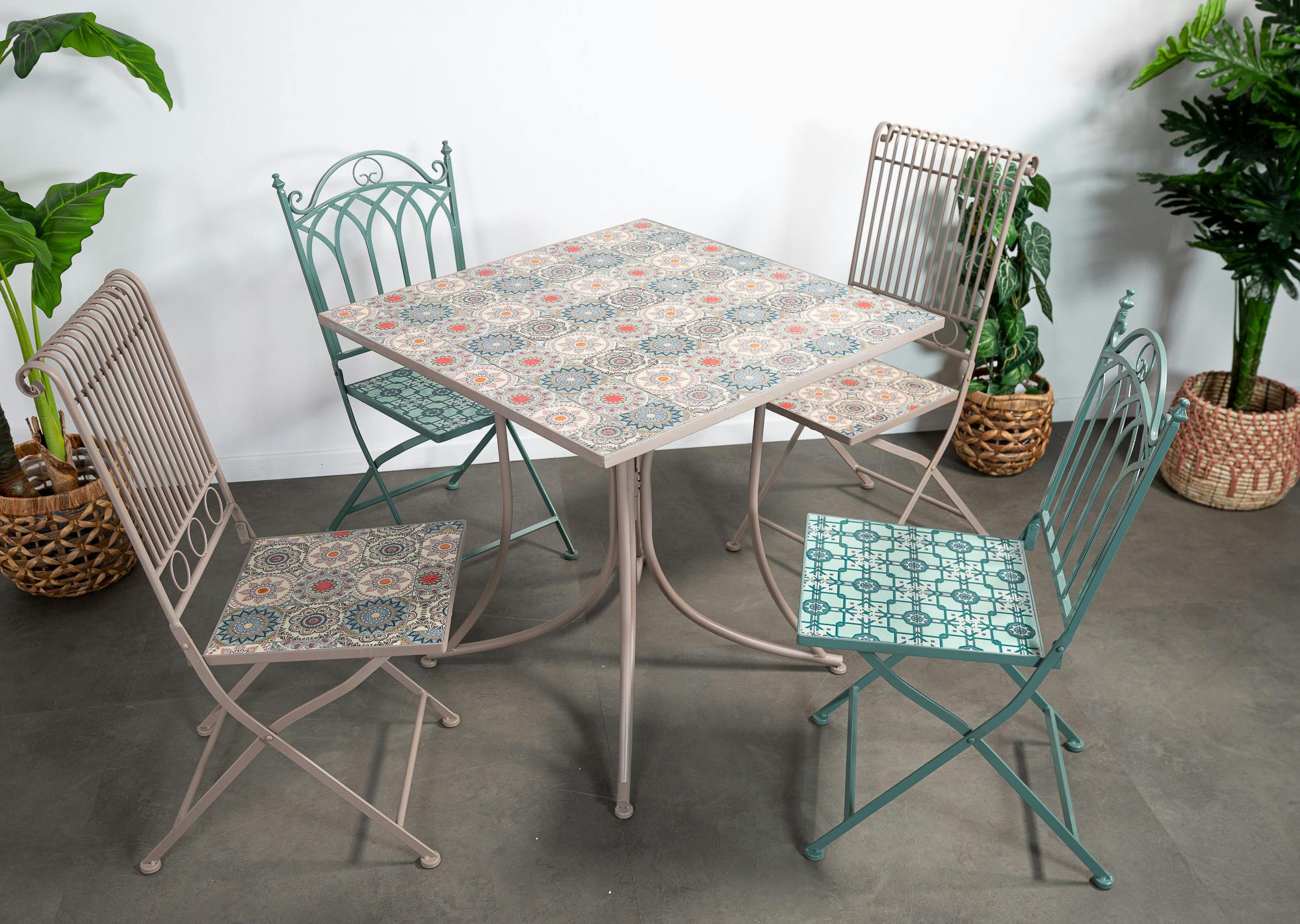 Table de jardin motif rosace 78 cm GRENADE | Tables à manger de jardin ...