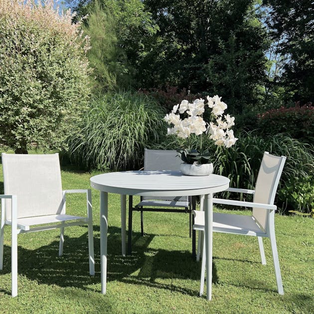 Table de jardin ronde en aluminium gris poudré Ø 100 cm STOCKHOLM ...