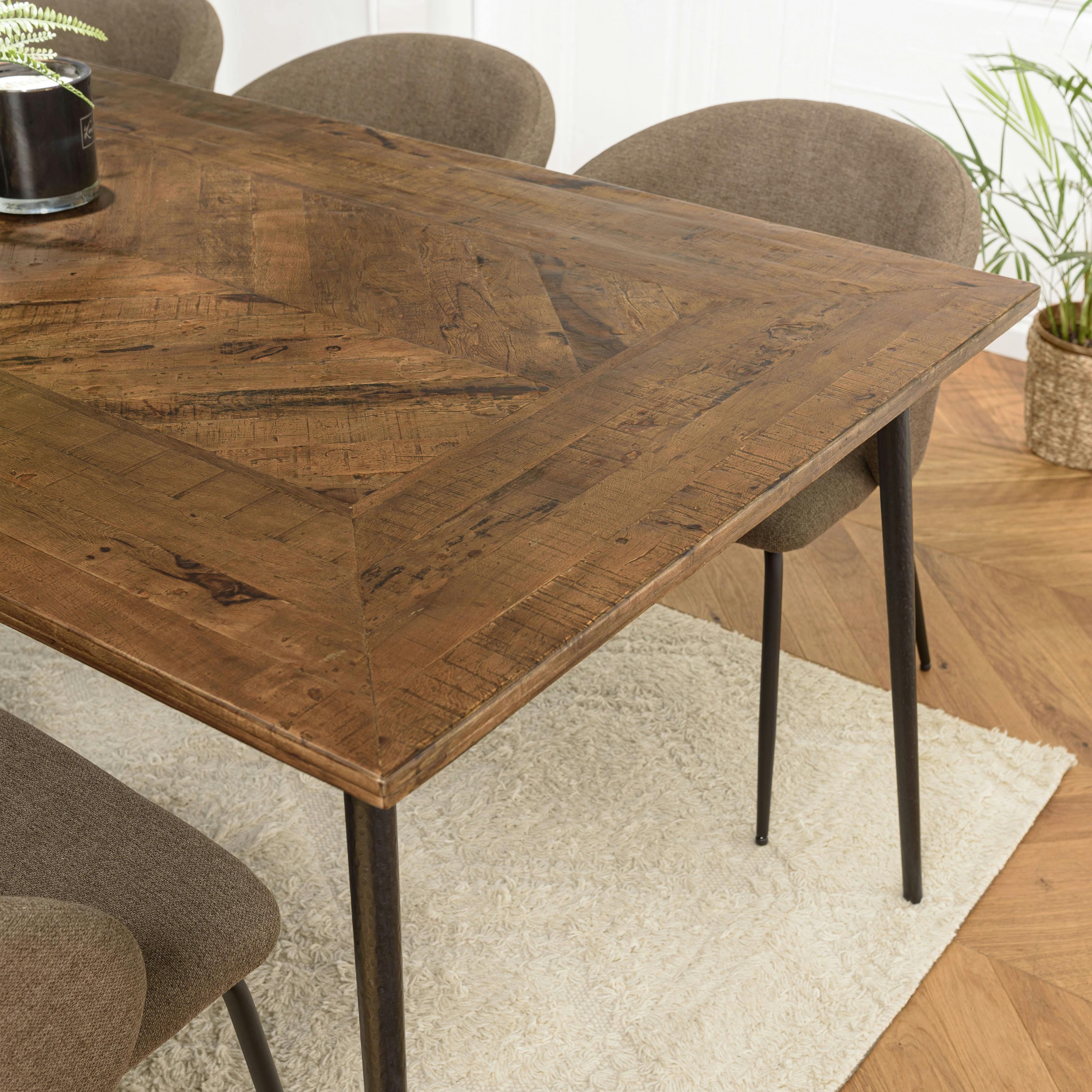 Table de repas bois recyclé motif épis 220 cm KORKAI | Tables à manger ...
