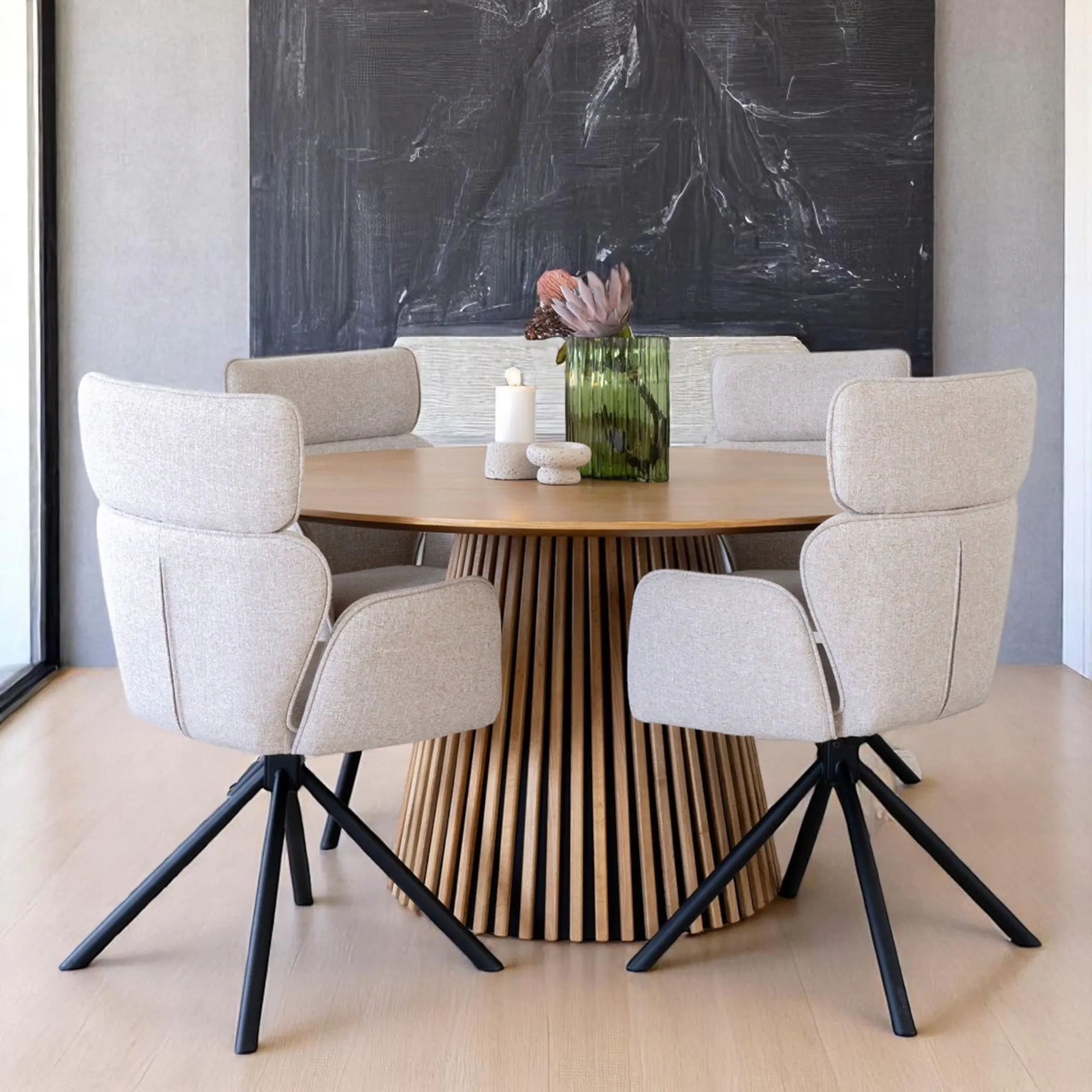Table ronde en chêne clair avec piètement baguette ø140 cm AMSTERDAM ...