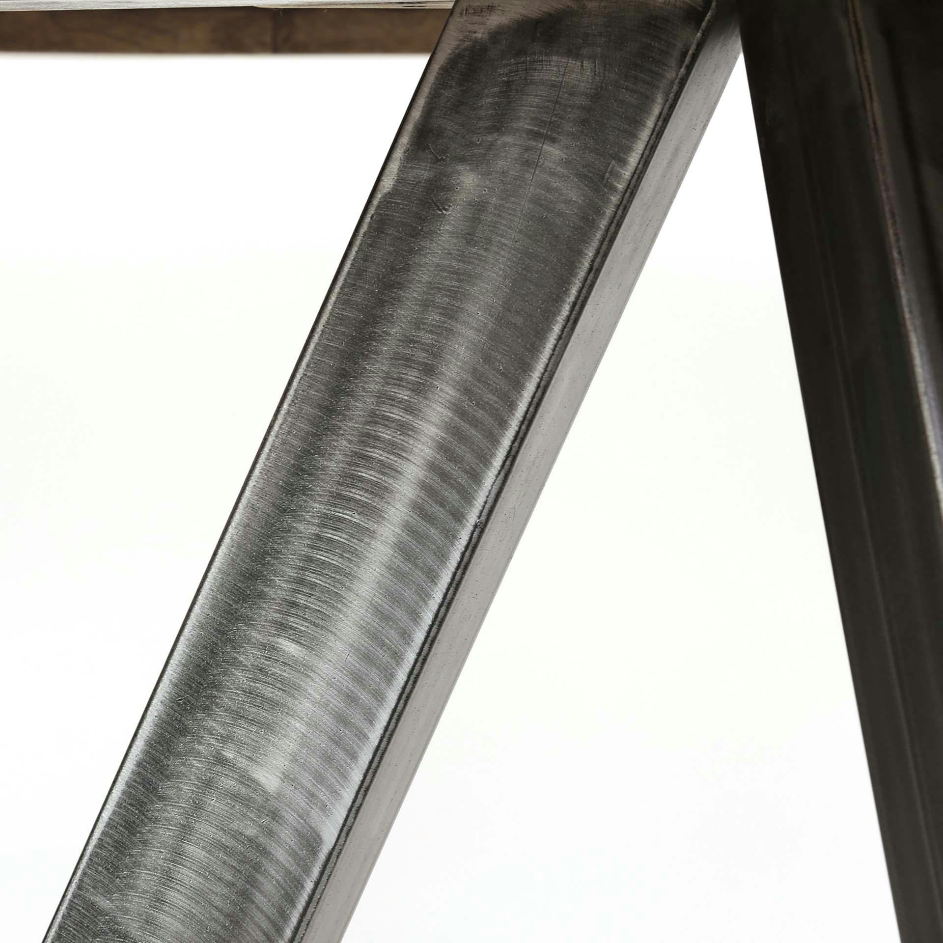 Table ronde industrielle grise 120 cm LUCKNOW | Tables à manger | Pier ...